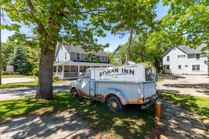 Sylvan Inn Bed & Breakfast - Michigan