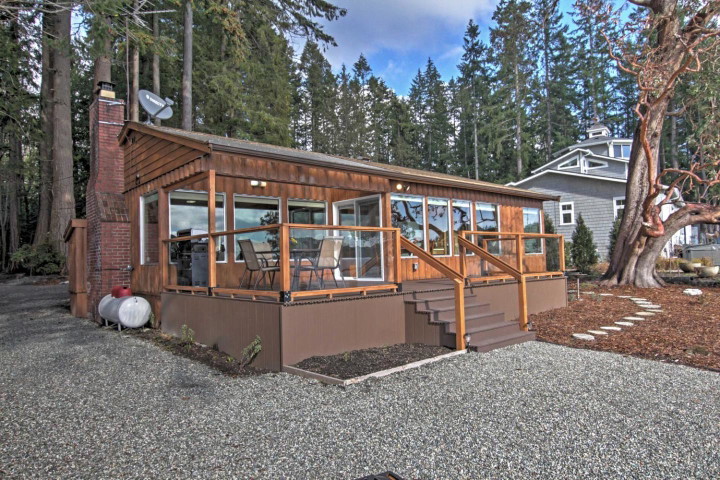 Gorgeous Poulsbo Waterfront Home On Liberty Bay! - Poulsbo, WA