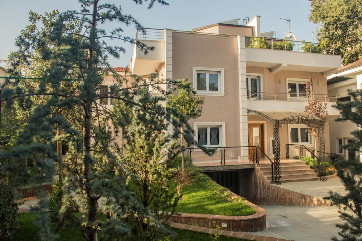 Hotel Vila Bregu - Tirana
