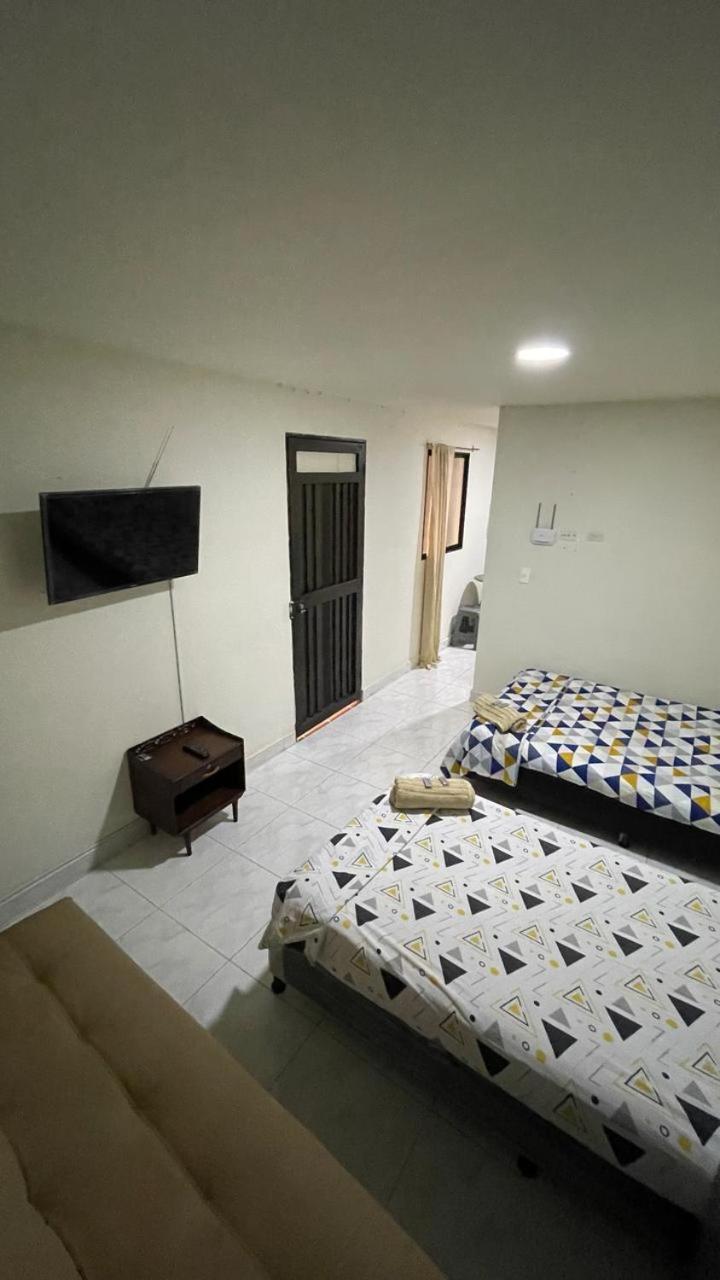 Aparta-estudio Amoblado En Medellin, Campo Valdes - Copacabana