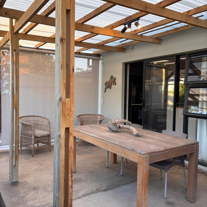 Bonnie Doon Luxury Studio - East London