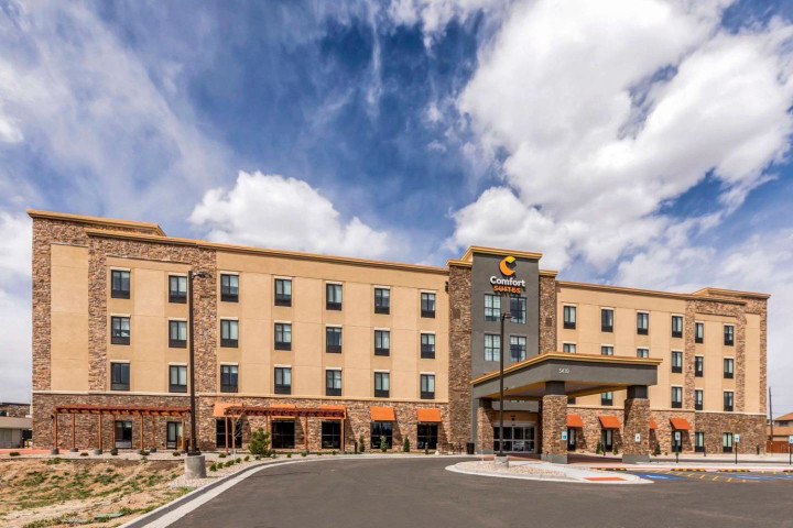 Comfort Suites Cheyenne - Cheyenne, WY