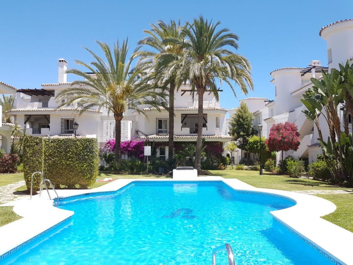 Los Naranjos Close To Puerto Banus - Puerto Banús