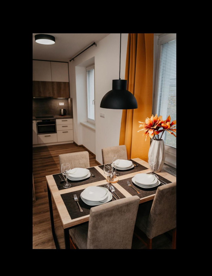 Old Town City Center Apartment 2 - Private Parking Included - Koszyce