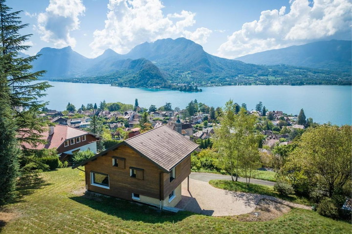 Talloires Exceptional Lake View - Annecy