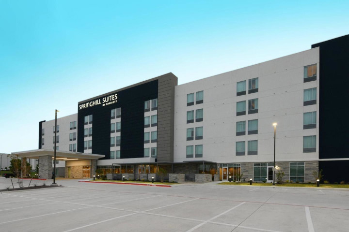 Springhill Suites Dallas Dfw Airport South/centreport - Grapevine, TX