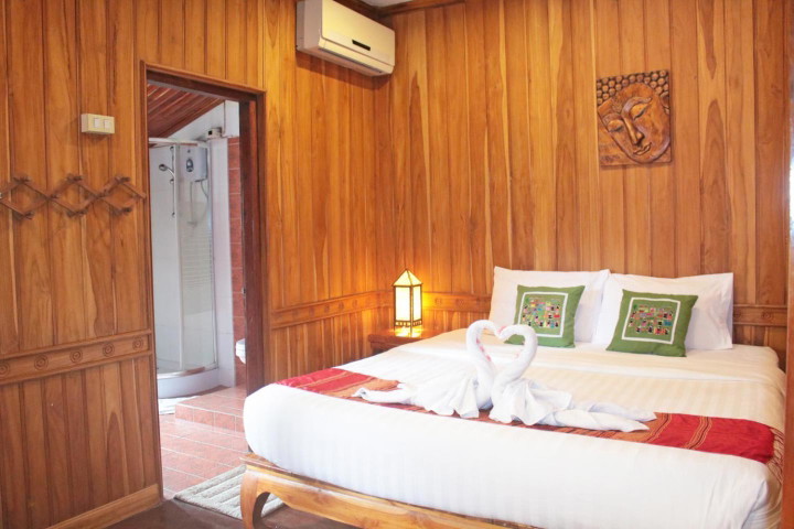 Apple Guesthouse - Luang Prabang