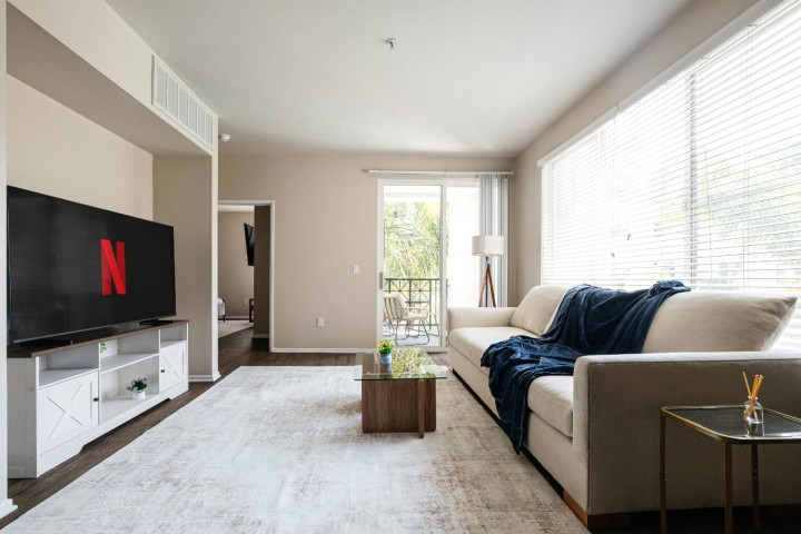 Prime 2b Apartment In Marina Del Rey With Parking, Pool And Gym - Venice Beach, CA