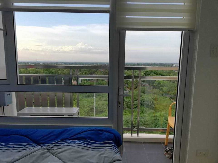 Coolsuites Residences Tagaytay Staycation - Amadeo