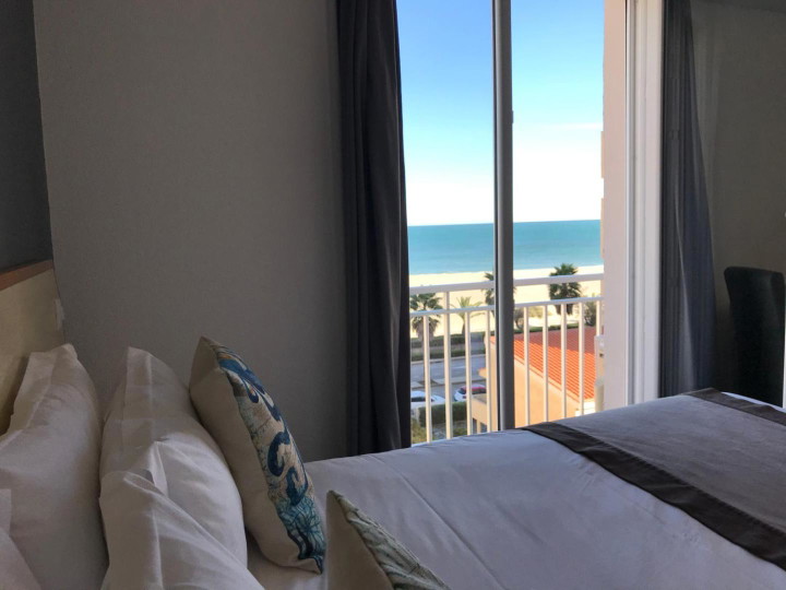 Le Regina Hôtel Et Restaurant Canet-plage - Saint-Cyprien