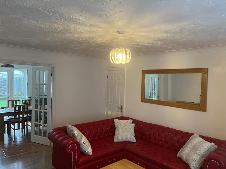 Beautiful 4 Bedroom Home 3 Bathrooms, Excellent Location, Family, Group, Corporate, Contractor - Londen