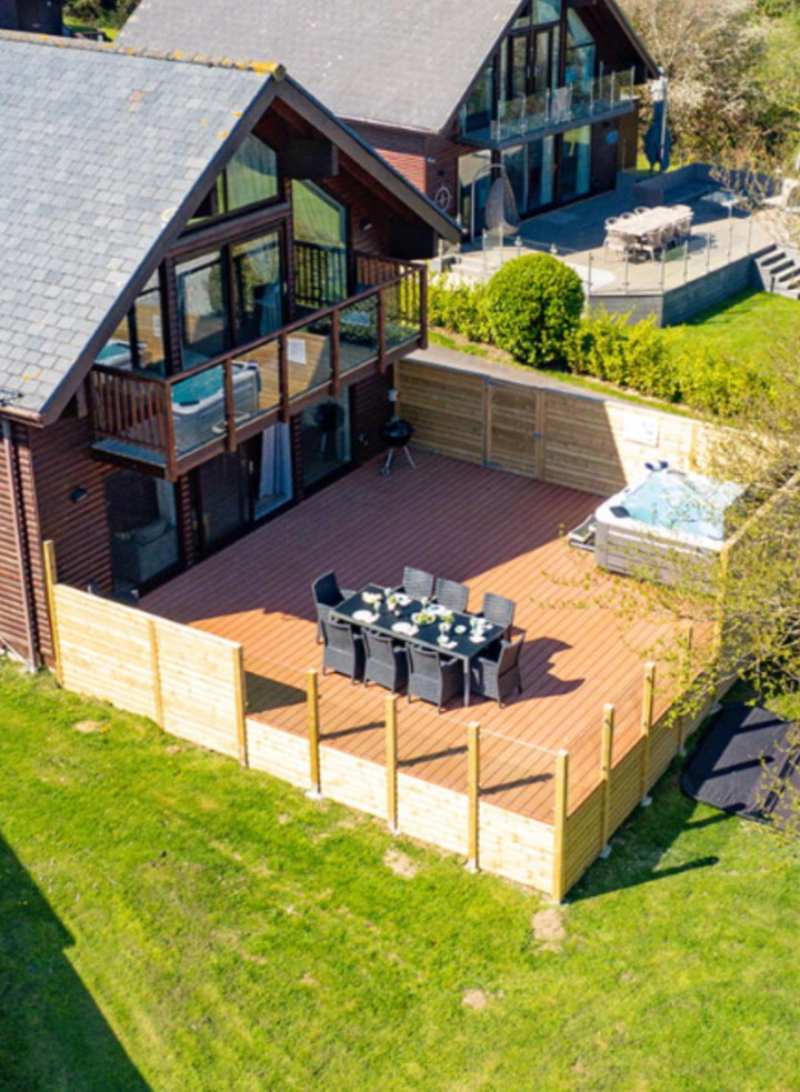 Puffin Retallack Resort Hot Tub Lodge - England