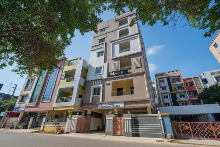 Fabhotel Eminent - Patel Nagar, 0riental University - Bhopal