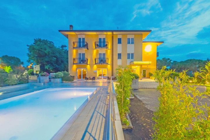 Hotel Nuova Barcaccia - Sirmione