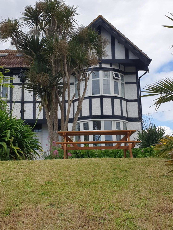San Remo - Totnes