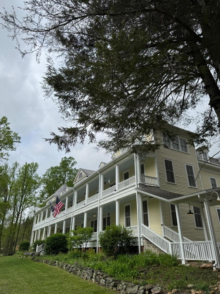 The Balsam Mountain Inn - Maggie Valley, NC