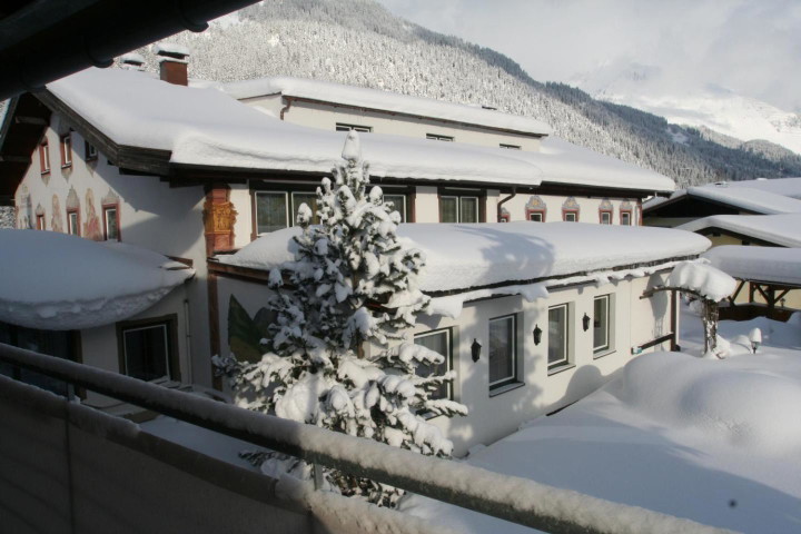 Wanderhotel Grüner Baum - Steeg