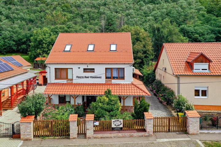 Fekete Rigó Vendégház - Eger