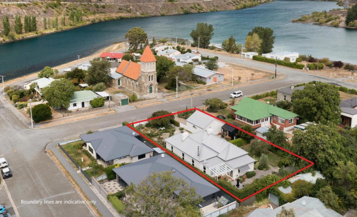 Victorian Villa - Cromwell Holiday Home - Cromwell