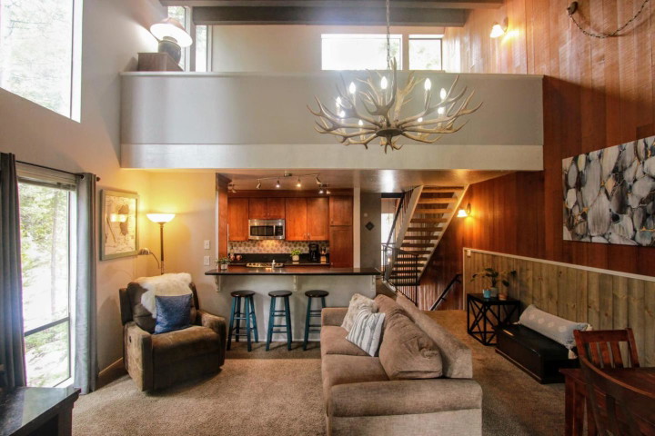 Woodsy Retreat Near Northstar & Lake - Lake Tahoe