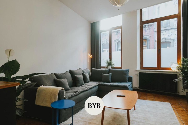 2 Bedroom Apartment Near The City Center - Luik