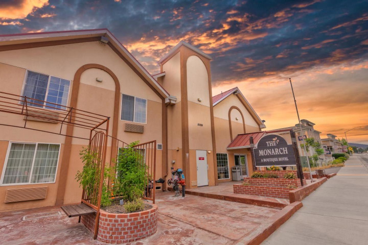 The Monarch Inn - 