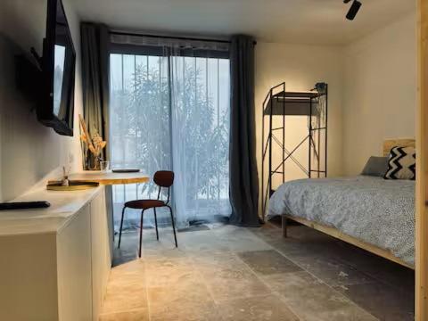 Charmant Studio - Alba-la-Romaine