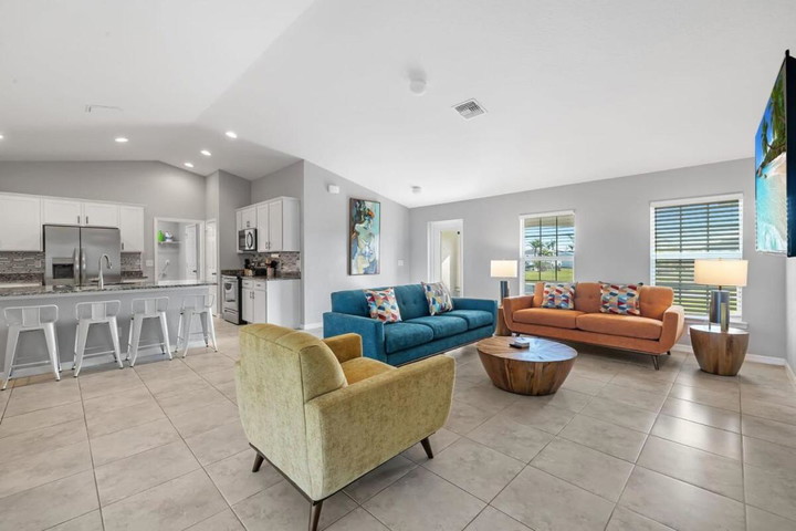 The Cape Escape Pet-friendly Sleeps 7 - Burnt Store Marina