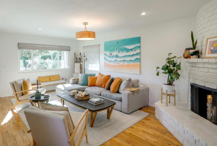 Monterey Bay 4br, 3ba, Hot Tub Near Beaches & Golf - Monterey, CA