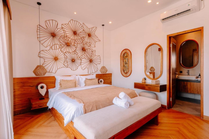 Amoura Villa Tropical 2br Near Canggu Cafes & Beach - Tabanan