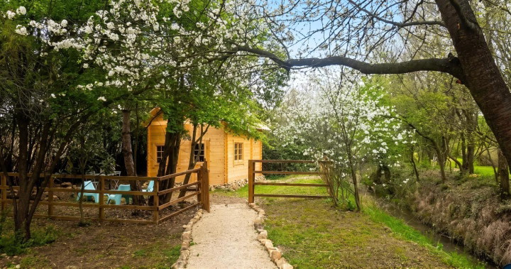 Chalet Charmant Près D'orange Avec Piscine Partagée - Châteauneuf-du-Pape