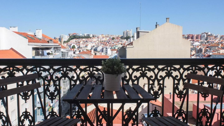 Bn Ghouse - Alfama