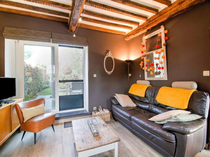 Traditional Cottage With Private Terrace - Belgium