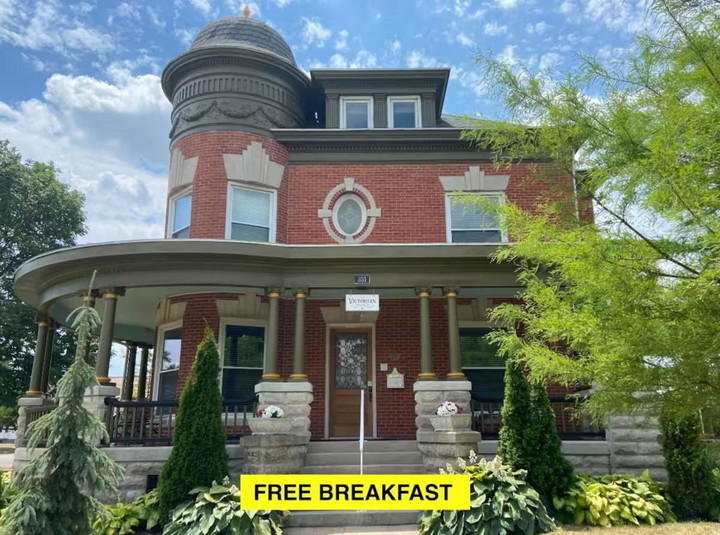 The Victorian Guesthouse Bed & Breakfast - Ohio