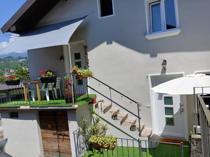 Lucia's Wood House - Ghiffa