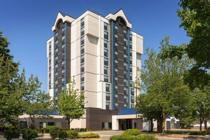 Red Roof Inn Plus Vancouver Airport - Vancouver