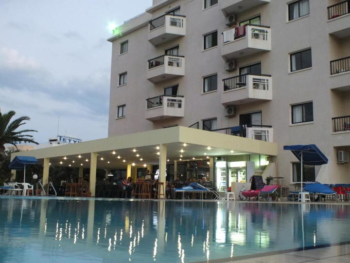 Livas Hotel Apartments - Zypern
