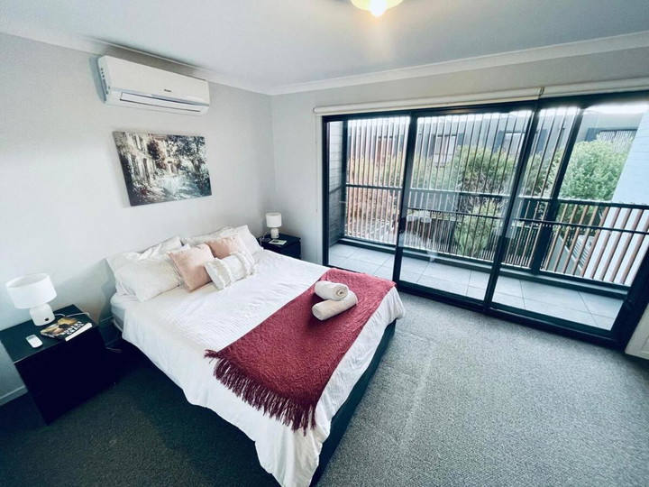 Calm Getaway Close To Airport - Kensington