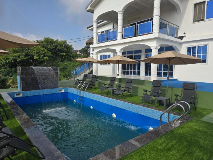 Cape Coast Travellers' Inn - Ghana