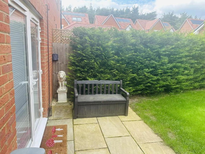 Gr8 House - Alton, UK