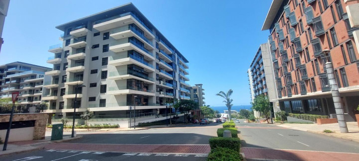 Umhlanga Rox - 2 Bedroom Apartment With Sea View - Umhlanga