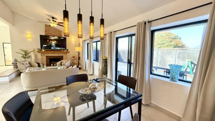 Luxurious 3-bed Retreat In-san Antonio-gym-ac-pickleball-walk To Everything - Ajijic