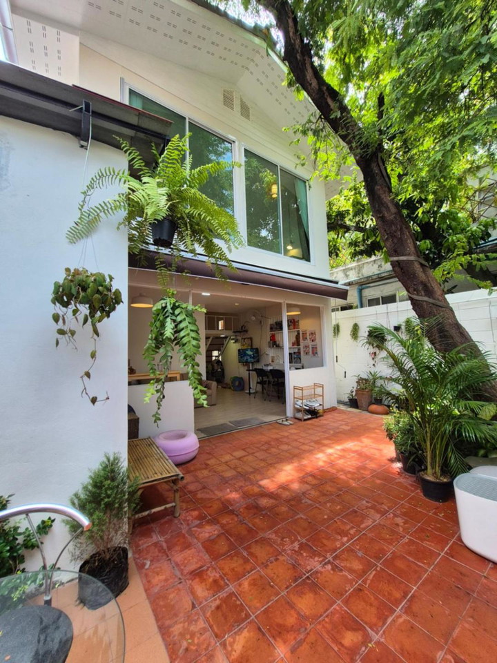 Cat House Bkk - 방콕