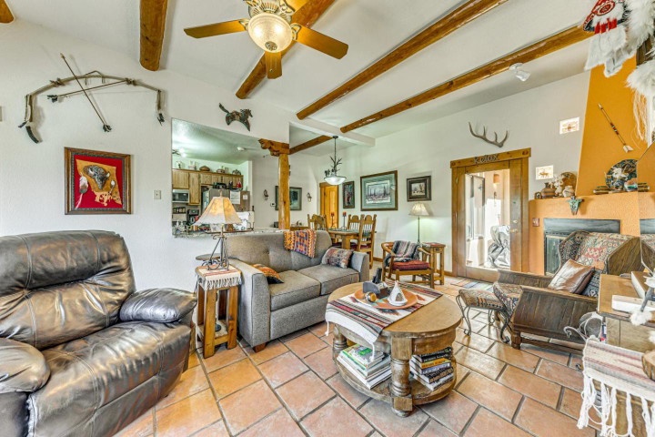 Comfy 'Aspen Ridge' Home ~ 3 Mi To Ski Lifts - Cloudcroft, NM