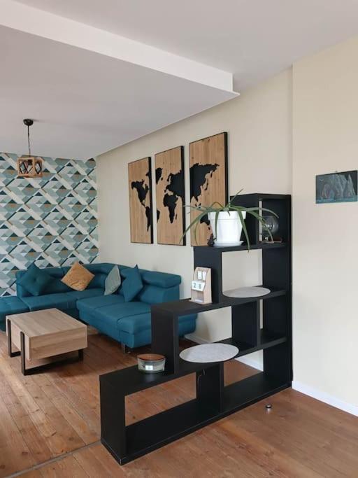 Appartement En Centre Ville, Avec Parking - Étretat