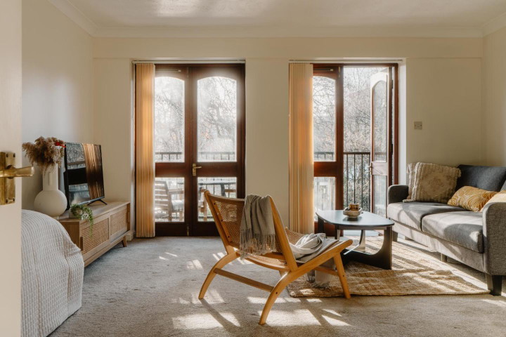 Elegant Tower Bridge Studio With Sun Terrace - Chelsea