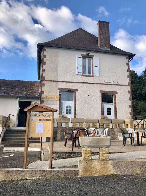 Appartement Les Bons Vivants Au Coeur De Perrigny - Bourbon-Lancy