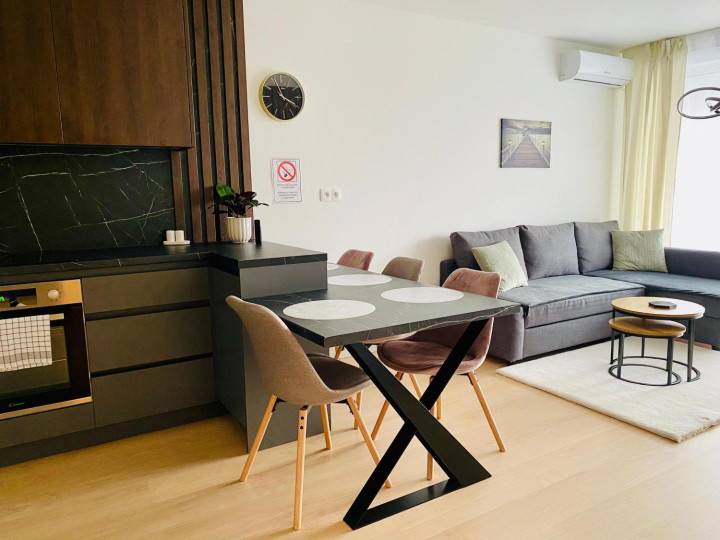 New Apartment With Free Garage Parking Near The Airport - Pozsony