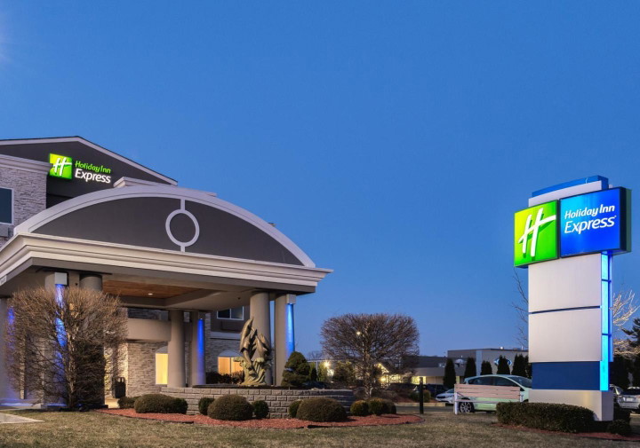 Holiday Inn Express Branford-new Haven By Ihg - Branford, CT