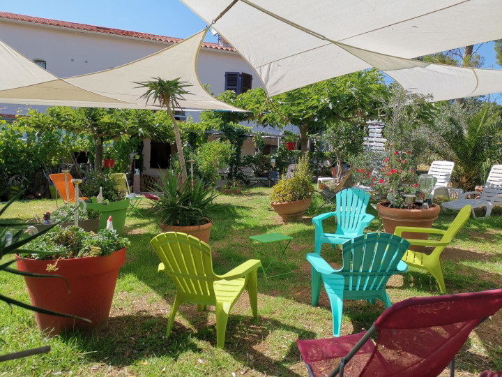 Hôtel Punta E Mare, Chambres Et Appartements,parking Privé Gratuit Sur Place - Corsica